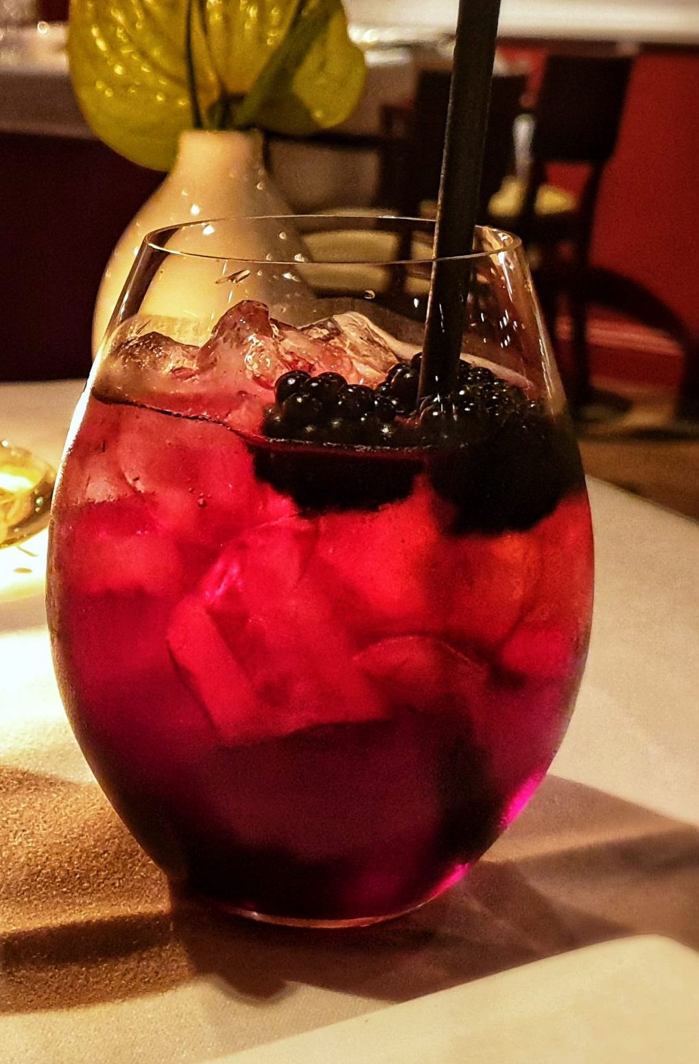 Roasted strawberries & the Brasted’s Bramble – The Delicate Diner