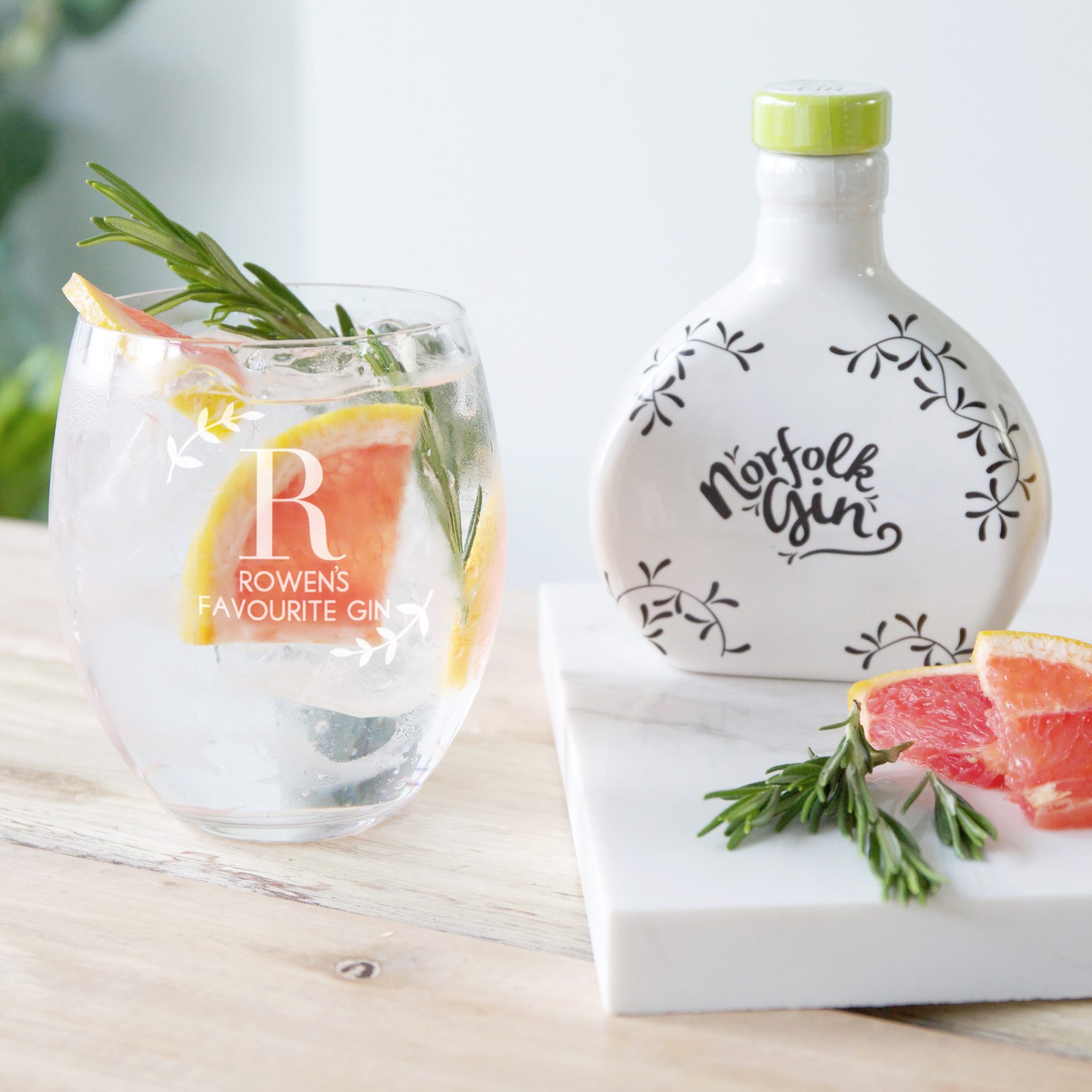 The Norfolk Foodie Series – Norfolk Gin – The Delicate Diner